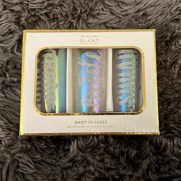 Slant | Kitchen | Iridescent Bridal Shot Glasses | Poshmark